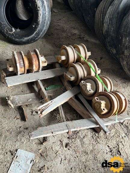 (5) Roller Pins for Dozer - Don Smock Auction Company