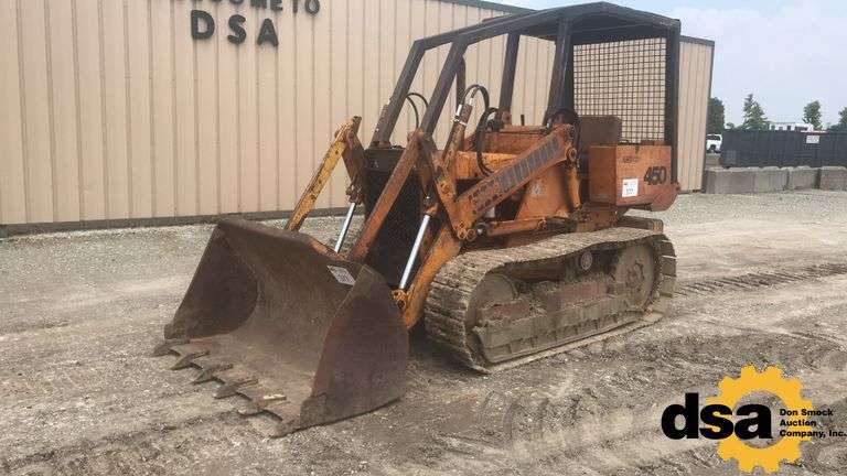 Case 450D Crawler Tractor, - Don Smock Auction Company