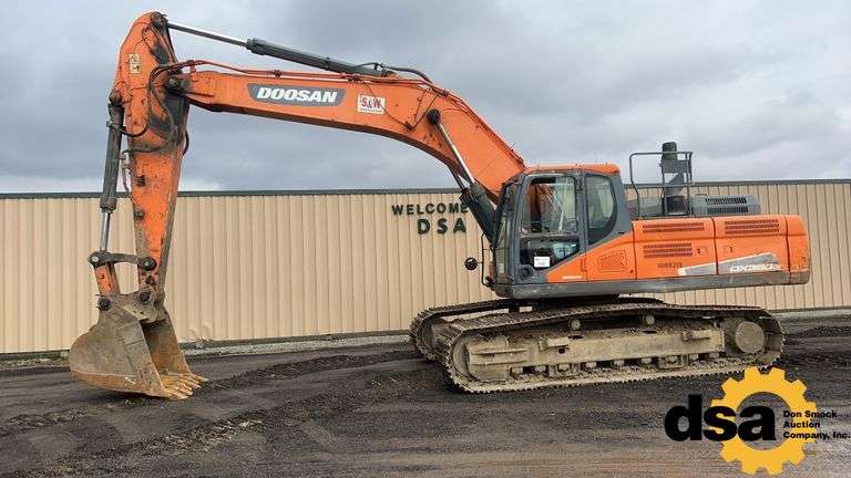 Doosan DX350LC-5 Excavator, - Don Smock Auction Company