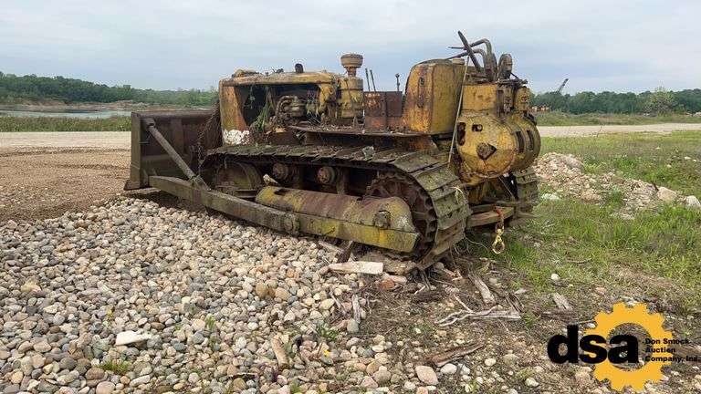 Caterpillar D7 Crawler Tractor, - Don Smock Auction Company