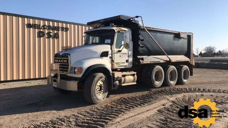 2007 Mack Granite CV713 Dump Truck, - Don Smock Auction Company