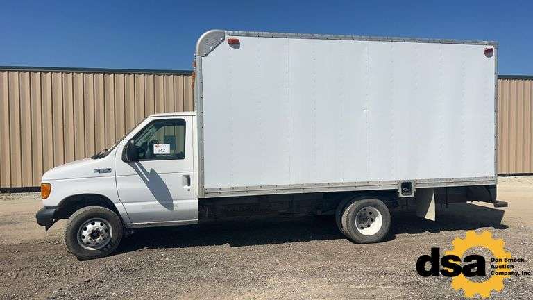 2005 Ford F350 Super Duty Cargo Van, - Don Smock Auction Company