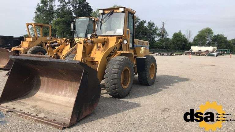 Dressta 515C Rubber Tired Loader, - Don Smock Auction Company