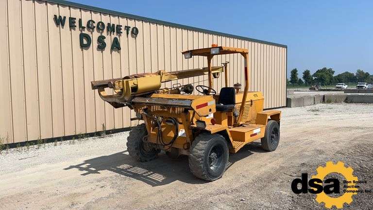 Arrow 1250 Hydraulic Breaker, - Don Smock Auction Company