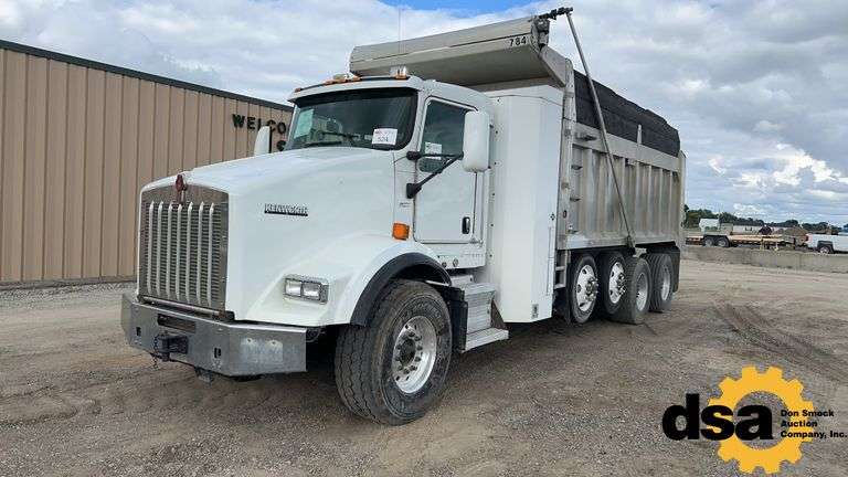 2015 Kenworth T800 Dump Truck, - Don Smock Auction Company
