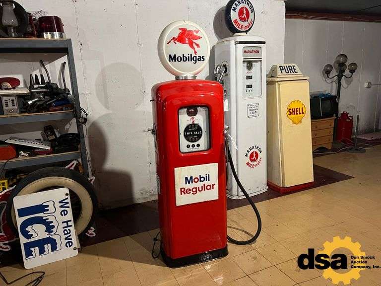 Mobil Regular Gas Pump Model 80, - Don Smock Auction Company