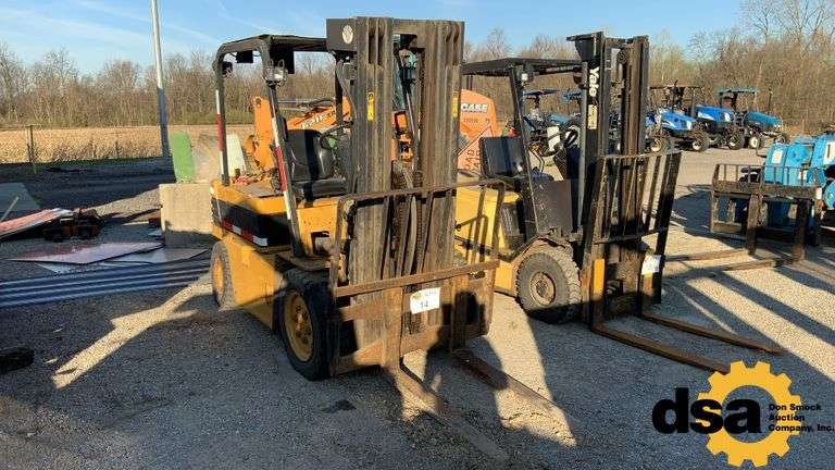 Daewoo G20S-2 Pneumatic Forklift, - Don Smock Auction Company