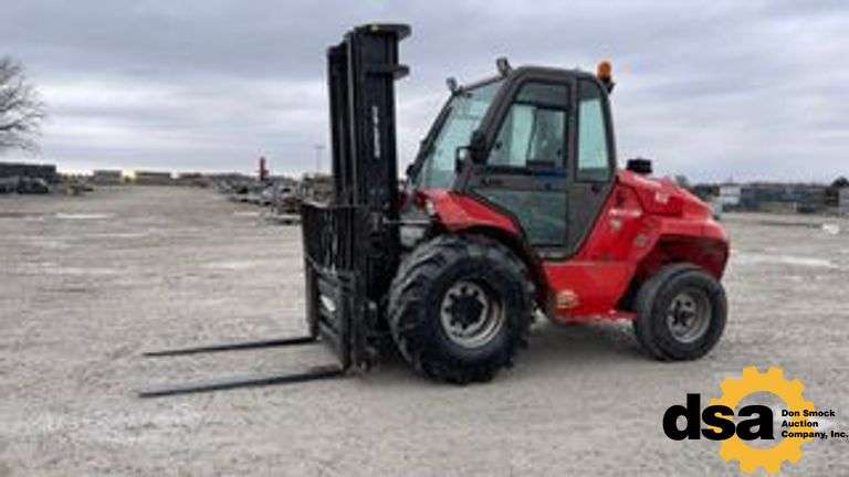 2015 Manitou M40-2H Rough Terrain Forklift, - Don Smock Auction Company