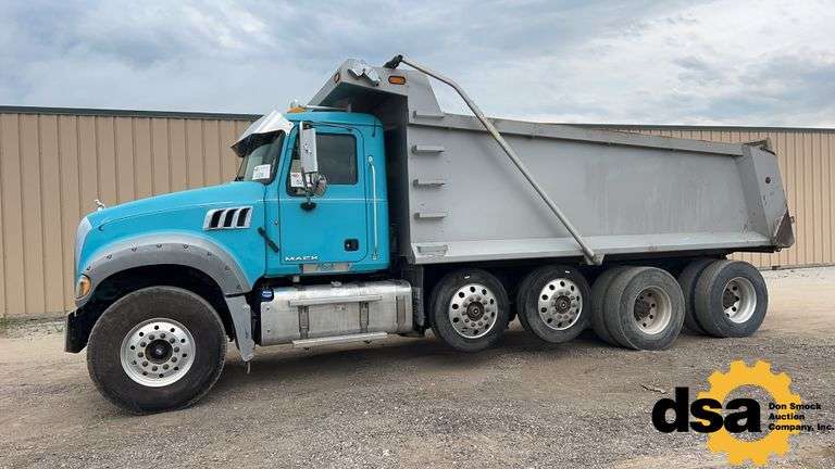 2014 Mack GU433 Granite Dump Truck, - Don Smock Auction Company