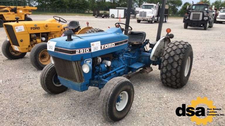 Ford 2910 Ag Tractor, - Don Smock Auction Company