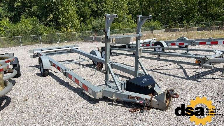 2013 Gregory Ttma-100 Trailer Mounted Attenuator, - Don Smock Auction ...