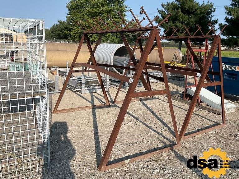 Metal Storage Rack - Don Smock Auction Company