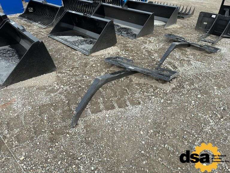 Unused Skid Loader Lifting Boom - Don Smock Auction Company
