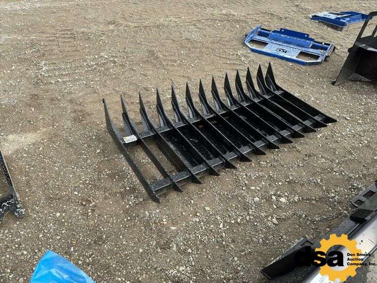 Unused 72" KC Skid Loader Push Blade - Don Smock Auction Company