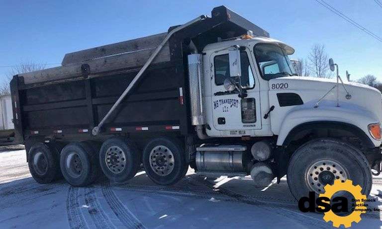 2005 Mack CV 713 (Granite) Dump Truck - Don Smock Auction Company