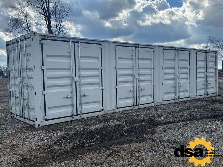 40' Shipping Container - Don Smock Auction Company