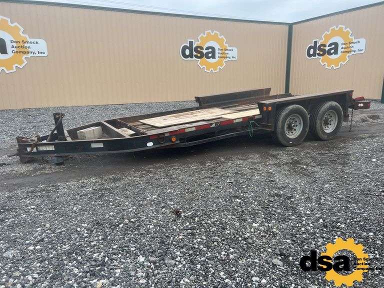 Tandem Axle 2006 Belshe WB122EP Tag Trailer - Don Smock Auction Company