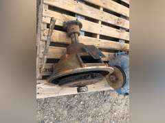 Rebuilt 466 John Deere Engine - Smith Sales Co. Auctioneers