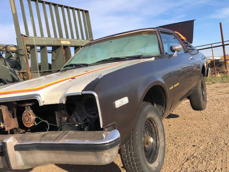 1979 Plymouth Road Runner - Smith Sales Co. Auctioneers
