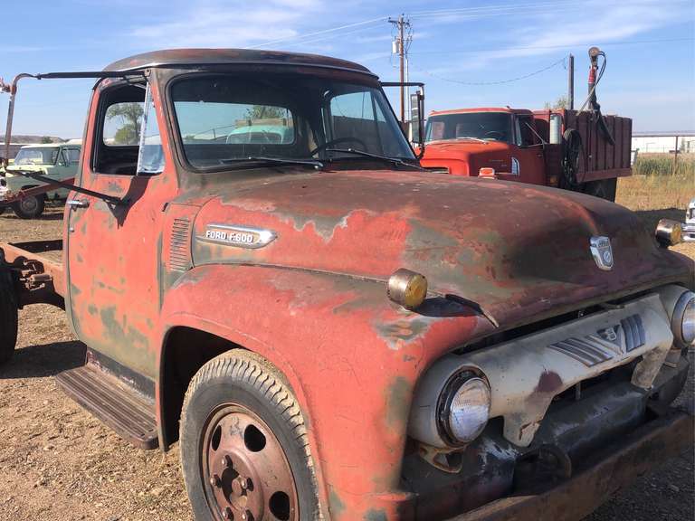 1954 Ford F6 Truck - Smith Sales Co. Auctioneers