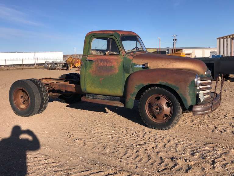 1953 Chevrolet 4100 Truck - Smith Sales Co. Auctioneers
