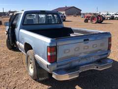 1988 Dodge D50 4x4 - Smith Sales Co. Auctioneers