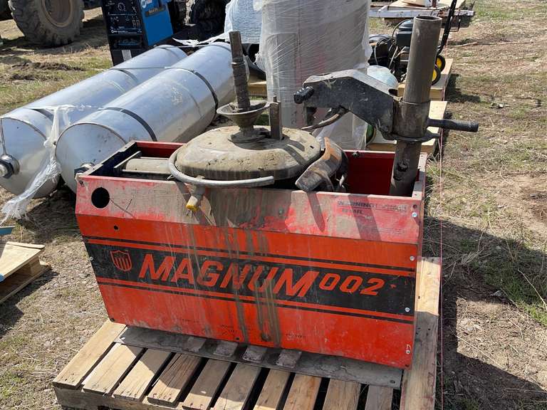 Magnum 002 Tire Chan - Smith Sales Co. Auctioneers