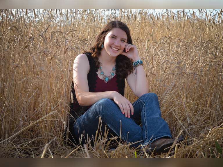 Rebecca Donaldson Stull Busy Beavers 4-H Club - StockShowAuctions.com