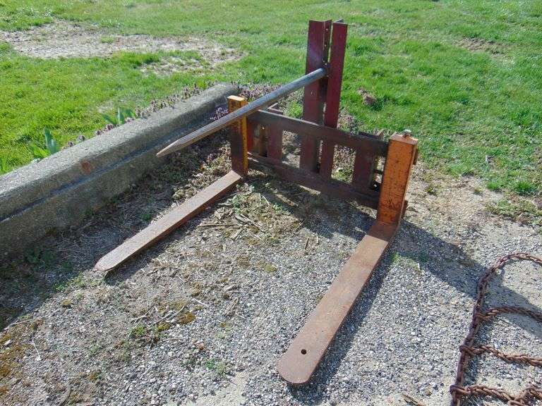 3 Point Hitch Forks/Bale Spear - Bright Star Real Estate Services