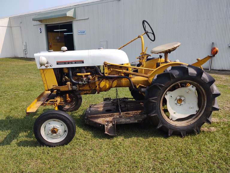 1968 International Cub - South Auction