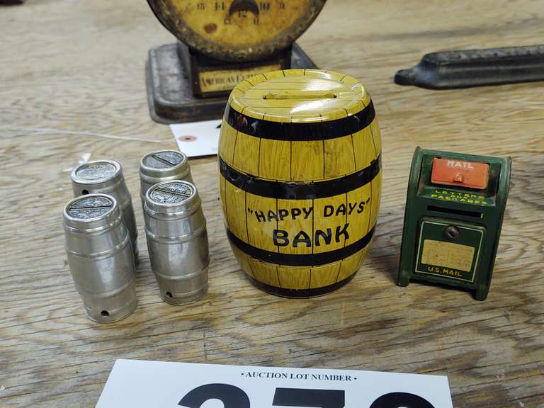 Lot of 6 vintage tin toy coin banks - South Auction