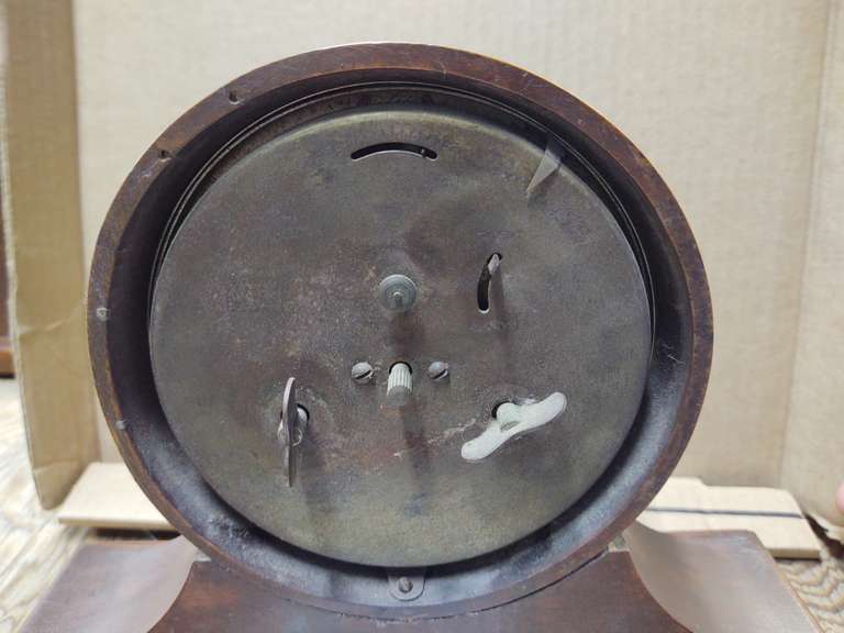 Vintage Ansonia Radium Alarm Clock. - South Auction