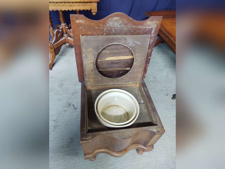 Antique wooden chamber pot chair - South Auction
