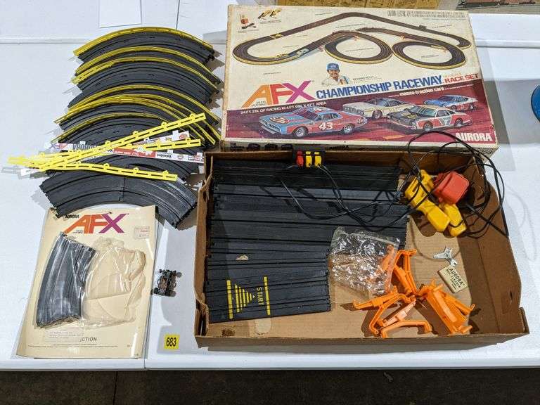 1970's Vintage AFX "Championship Raceway" slot car set - no cars ...