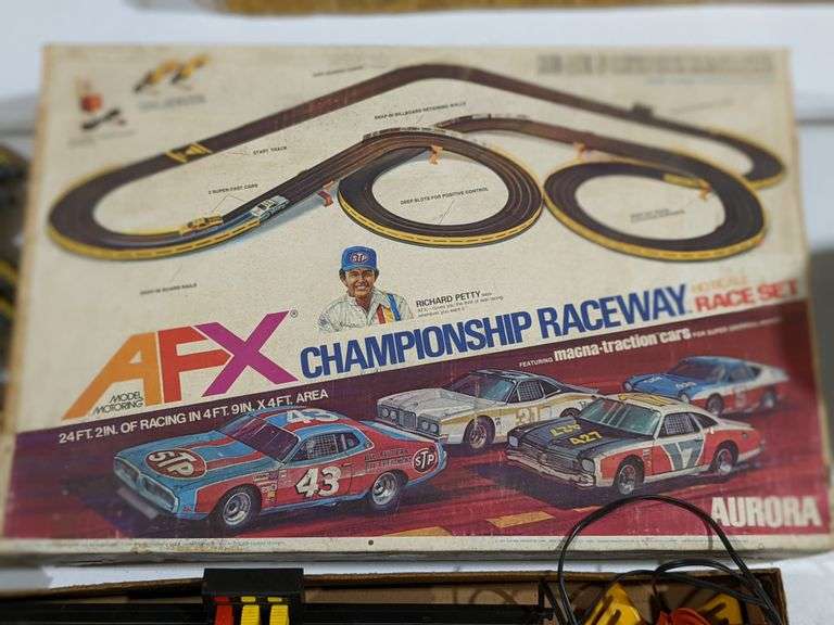 1970's Vintage AFX "Championship Raceway" slot car set - no cars ...