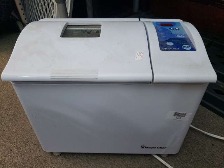 Magic Chef Bread Maker - Trice Auctions