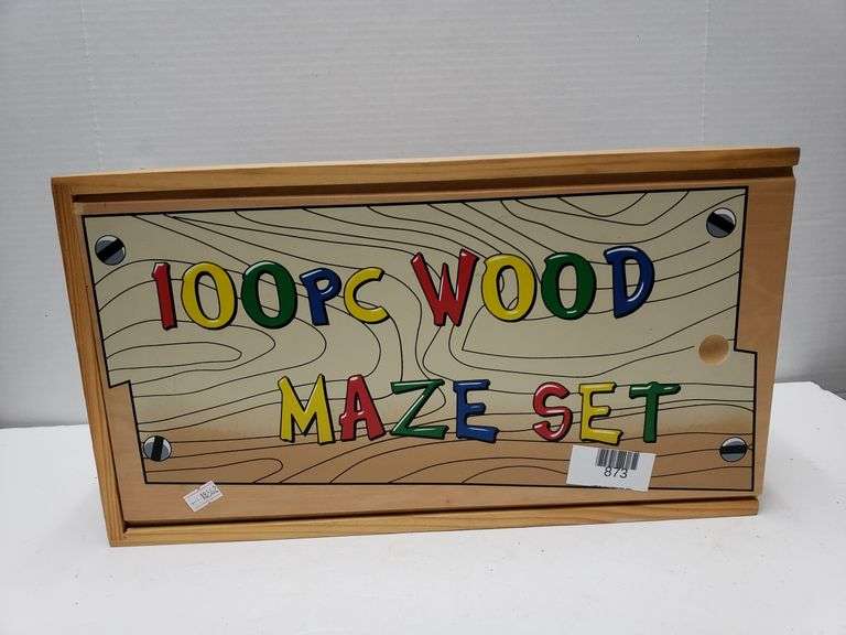 100-piece Wood Maze Set In Storage Box - Trice Auctions