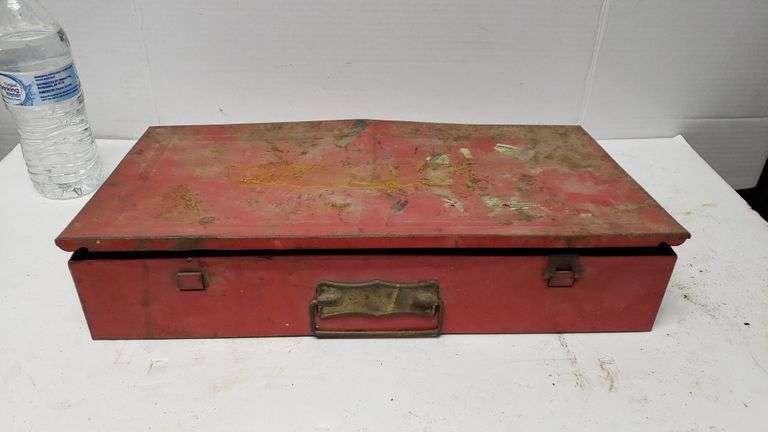 Red Metal Toolbox With Tools - Missing Latches To Shut - Trice Auctions
