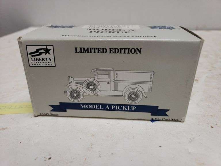 J.C. Whitney Model Pick Up truck - Trice Auctions