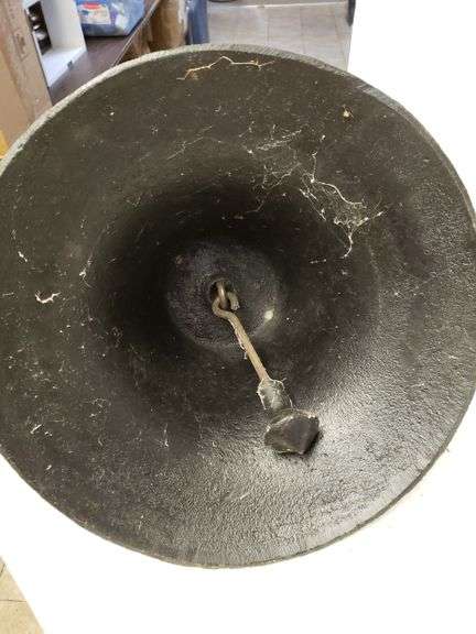 Independence 1776 Cast Iron Dinner Bell - Trice Auctions