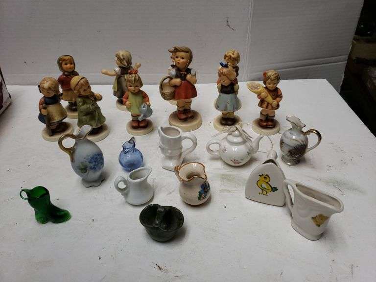 Goebel Assorted Child Figures & Assorted Mini Glass Figures - Trice ...