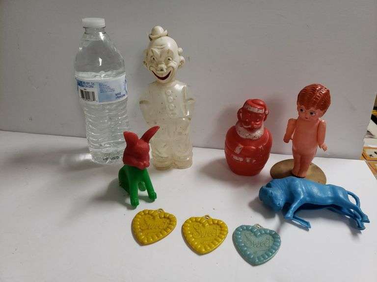 Vintage Plastic Toys - Trice Auctions