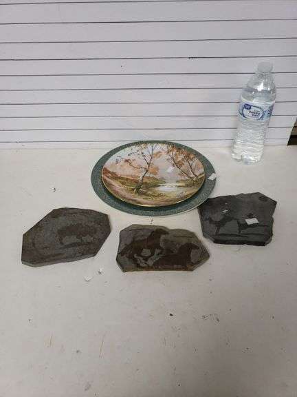 Decorative Plates & Rock Art - Trice Auctions