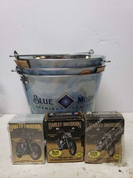 3 Blue Moon Buckets & Harley-Davidson Collector's Cards - Trice Auctions