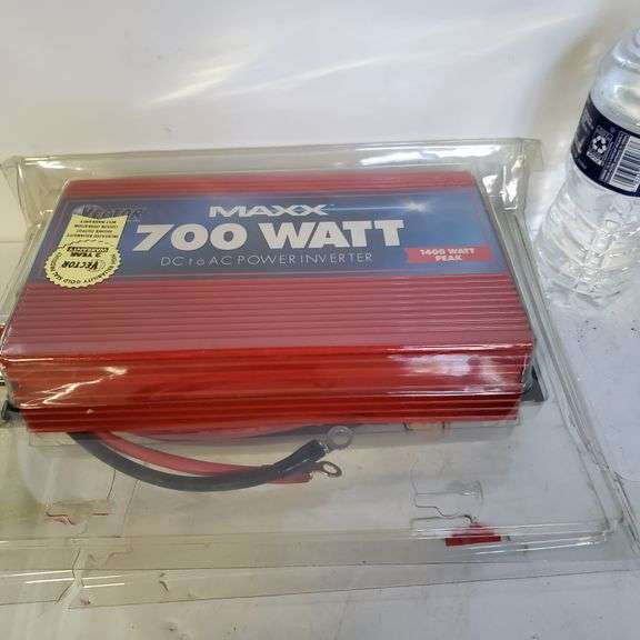Maxx 700 Watt Power Inverter - Trice Auctions