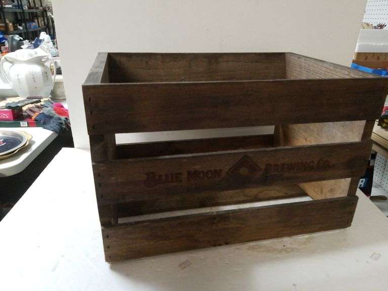 Blue Moon Wood Crate - Trice Auctions