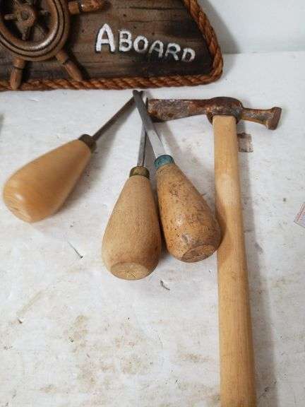 Welcome Aboard Signs, Clam Knives, Hammer - Trice Auctions
