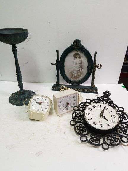 Assorted Clocks & More - Trice Auctions
