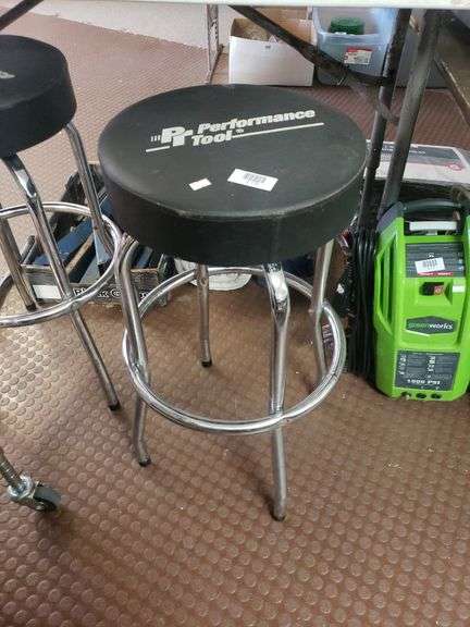 Performance Tool Stool - Trice Auctions