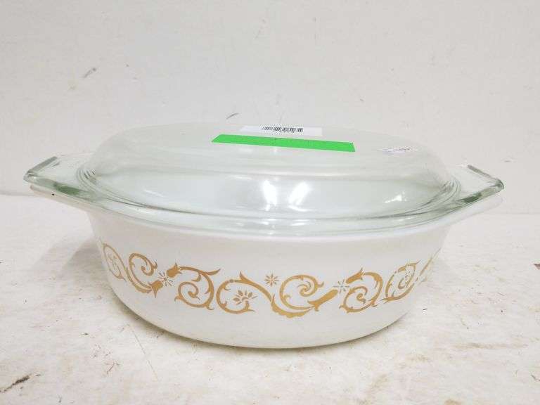 Covered Pyrex Dish - Trice Auctions